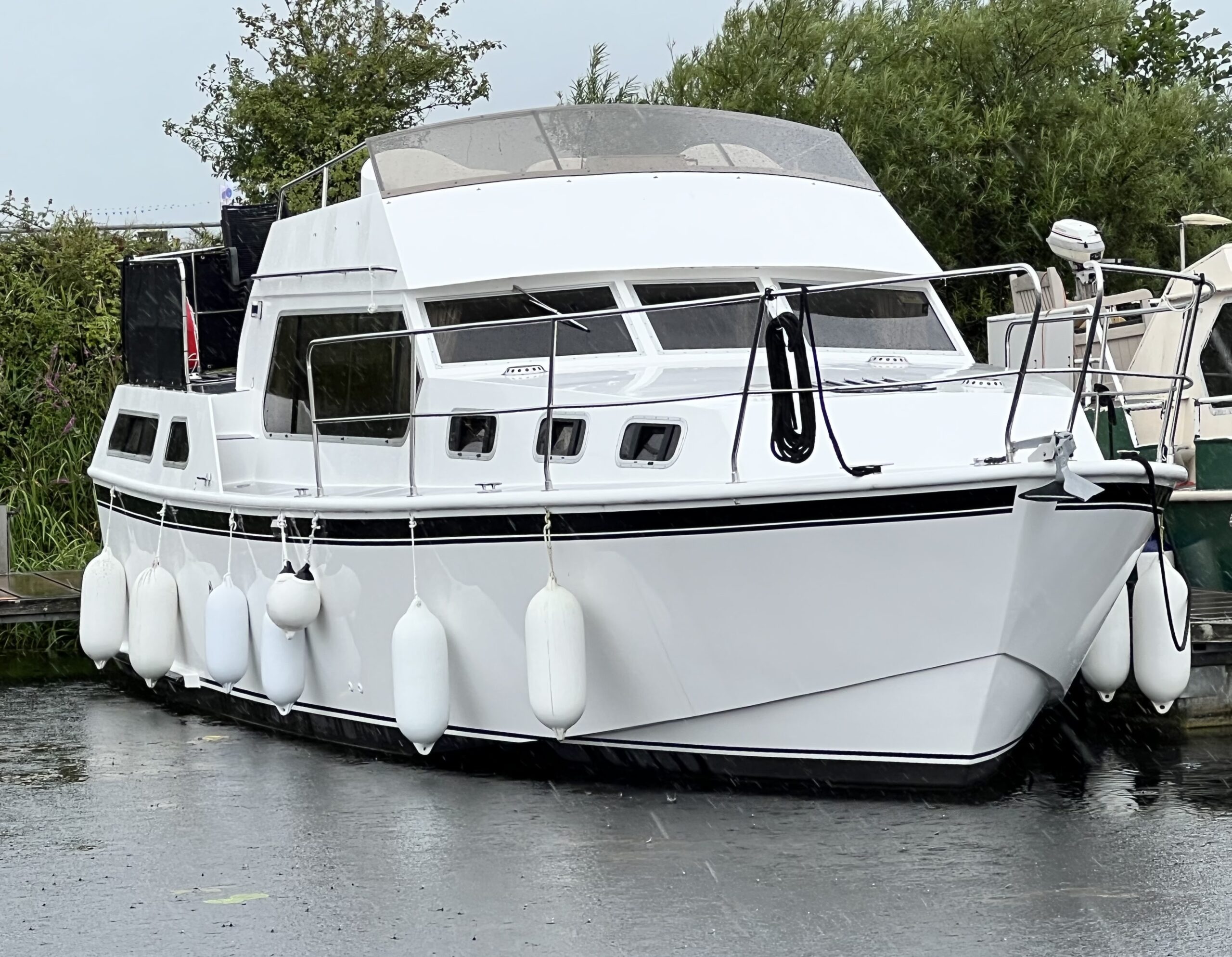 37ft STEEL CRUISER SOLD - Silverline Boat Sales